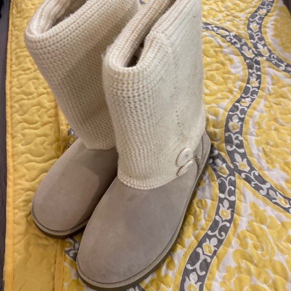 Shoes | Cream Boots | Poshmark